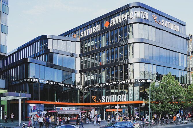 Private Berlin WWII and Cold War History Tour with Local Expert Guide - Starting Point and Cold War Context