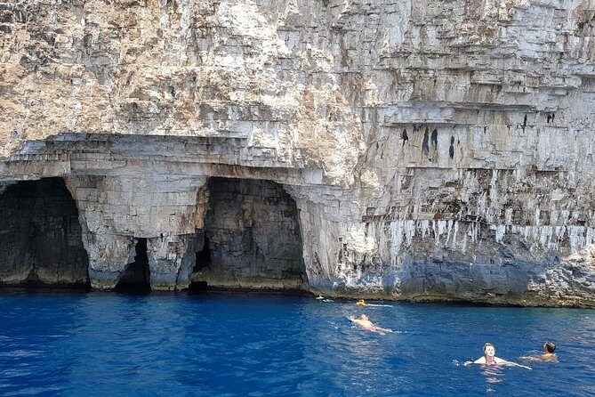 Private Blue Cave and Hvar - 5 Islands Tour - FAQs