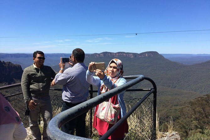 PRIVATE Blue Mountains tour & Koalas, Kangaroos, Cruise plus more - Frequently Asked Questions