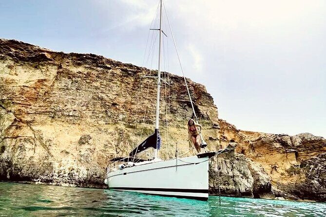 Private Boat Charter to Comino Blue Lagoon - An In-Depth Look at the Private Boat Experience