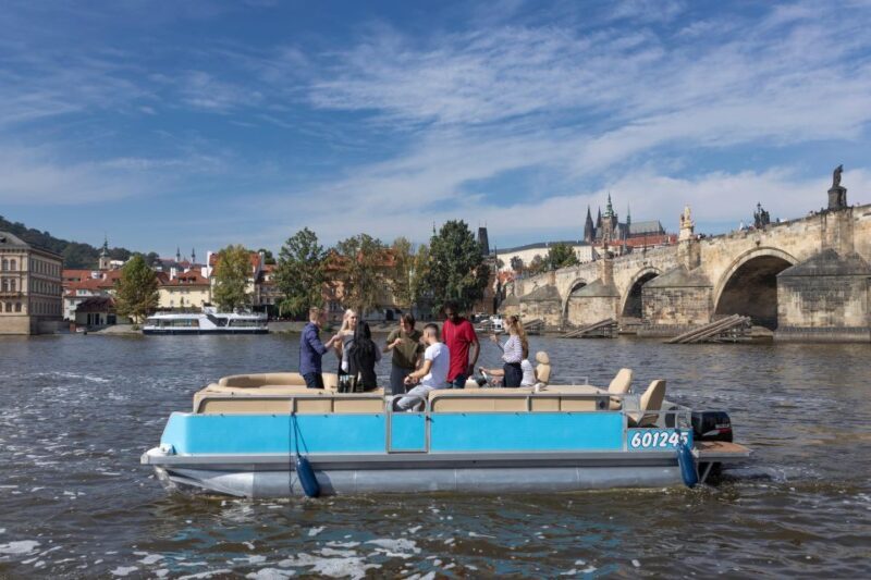 Private Boat Cruise With Unlimited Prosecco - A Closer Look at the Experience