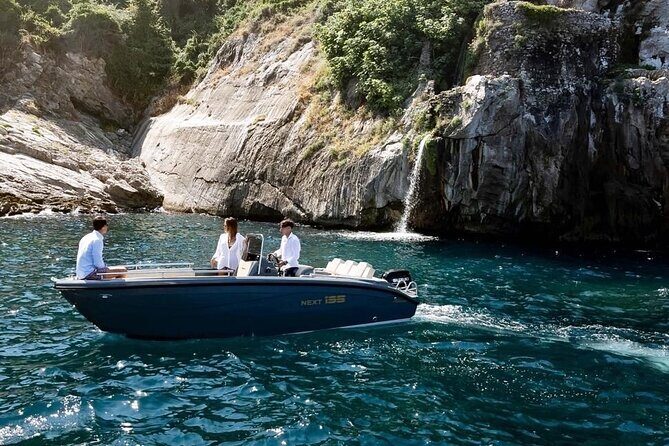Private Boat Excursion with Skipper on the Amalfi Coast - FAQ