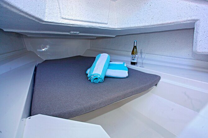 Private Boat Rental Abaris 23 from Alcudia - The Sum Up