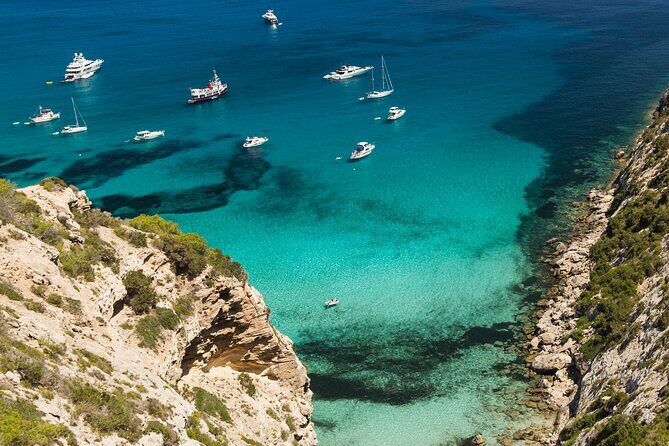 Private Boat Rental Sea Ray up to 8 people Ibiza-Formentera - FAQ