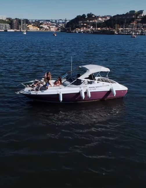 Private Boat Tour 6 Bridges, up to 6px Sunset Option - Key Points  