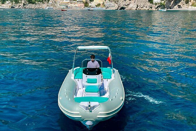Private Boat Tour: 90 minutes in Amalfi Coast with snacks and drinks - FAQs