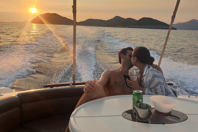 Private Boat Tour in the Elaphiti Islands - Key Points