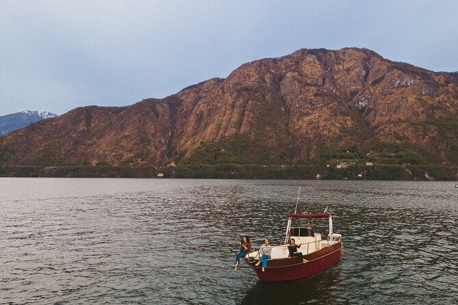 Private Boat Tour on Italian Gozzo on Lake Como - Who Should Book This Tour?