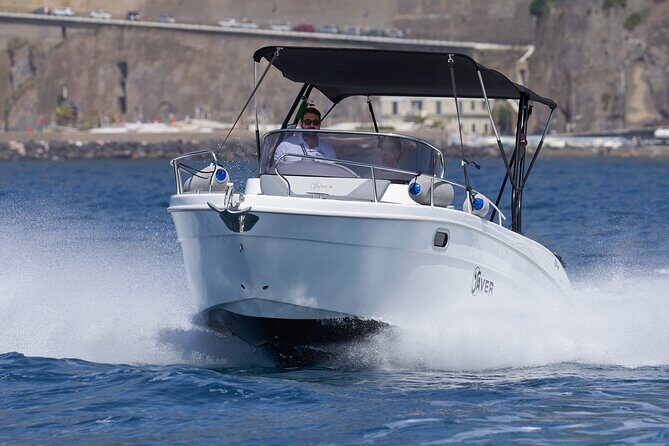 Private Boat Tour with Saver 7.50 WA - An In-Depth Look at the Itinerary and Experience