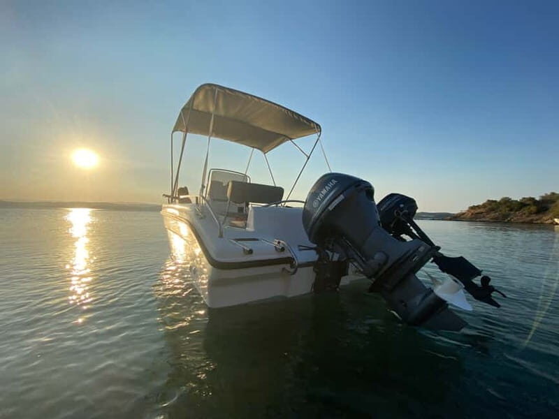 Private boat trip Diaporos or Ammouliani with electric van - Key Points