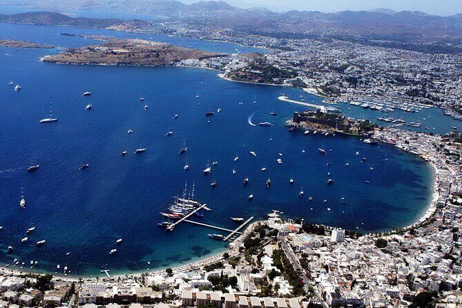 Private Bodrum City Tour with Guide & Lunch - Entrance fees Extra - Key Points