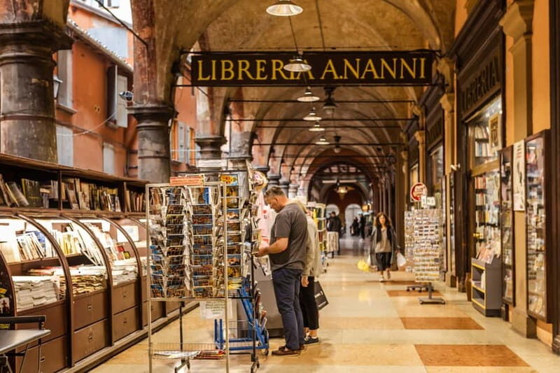 Private Bologna Intro Tour with a Local, Flexible & Custom - The Tour Experience in Detail