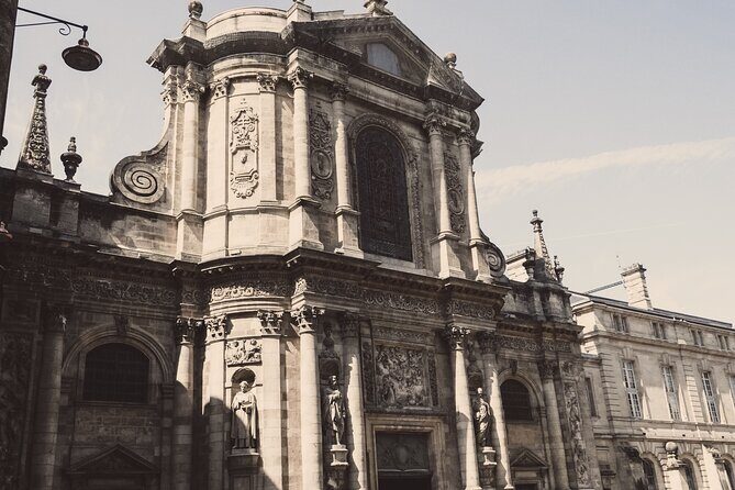 Private Bordeaux History Tour with a glass of Bordeaux wine. - A Detailed Look at the Bordeaux Tour Itinerary