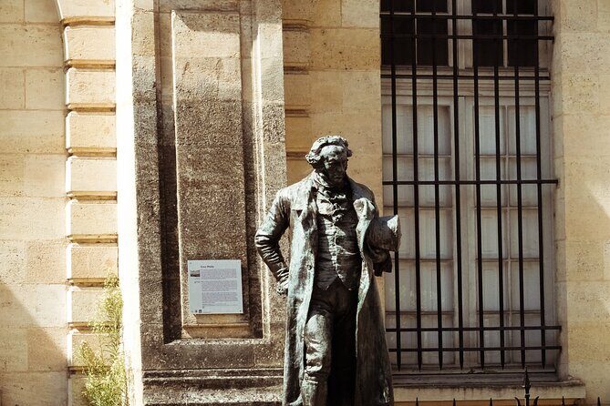 Private Bordeaux History Tour with a glass of Bordeaux wine. - FAQ