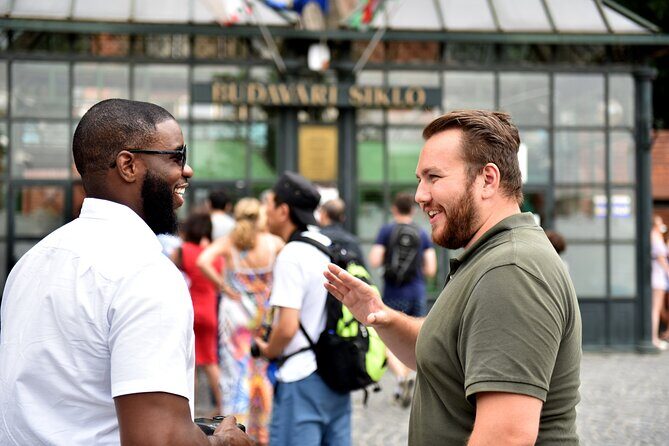 Private Buda Castle Walking Tour with Cake and Matthias Church - Key Points