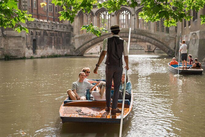 Private | Cambridge Walk & Punt Tour by Alumni & King's Chapel - Key Points