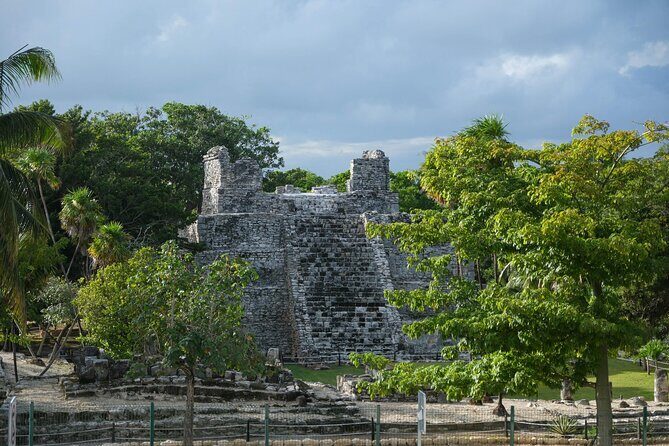 Private Cancun City Tour! Ruins and Mercado 28 - Explore Cancun with a Personal Touch: The Private City Tour with Ruins and Mercado 28
