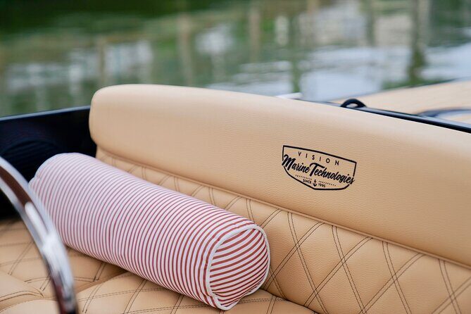 Private Captained Luxury Electric Boat Charter in Savannah - Key Points