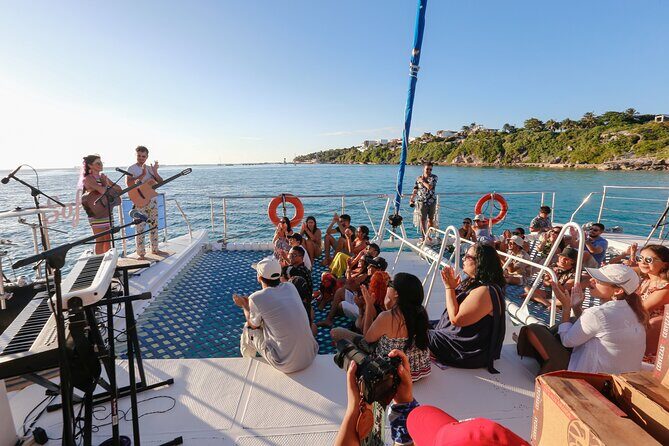 Private Catamaran from Cancun to Isla Mujeres | For up to 100 pp - FAQ