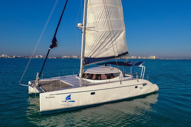 Private Catamaran from Cancun to Isla Mujeres | For up to 30 pepl - The Crew and Service