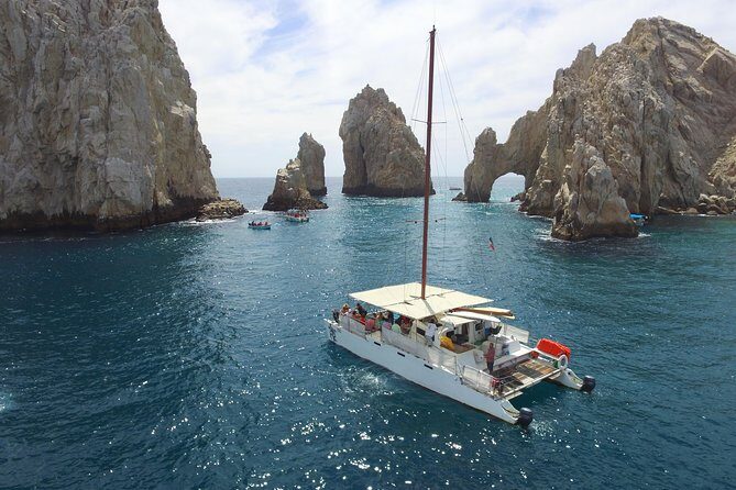 Private Catamaran Snorkeling Cruise in Los Cabos - Key Points