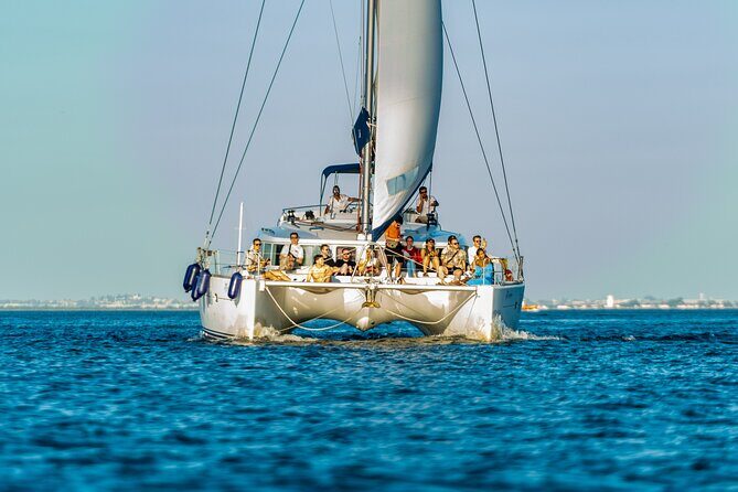 Private Catamaran Tour: Lisbon coast cruise with barbecue and drinks - FAQs
