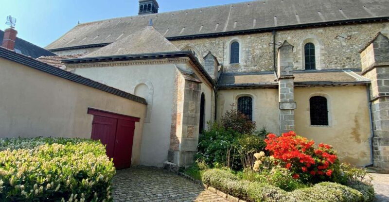 Private Champagne Moet et Chandon Veuve Clicquot by Mercedes - FAQ