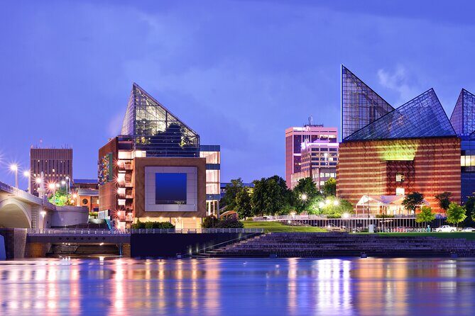 Private Chattanooga Airport Transfer for 7 to 13 Passengers - The Sum Up