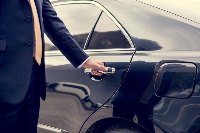 Private Chauffeured Airport Departure Transfers in Sydney - Pricing and Value