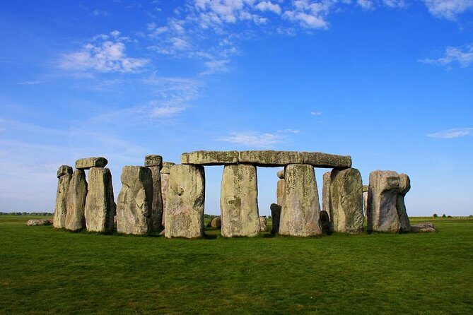Private Chauffeured Minivan Tour of Stonehenge from London - An In-Depth Look at the Tour Experience  