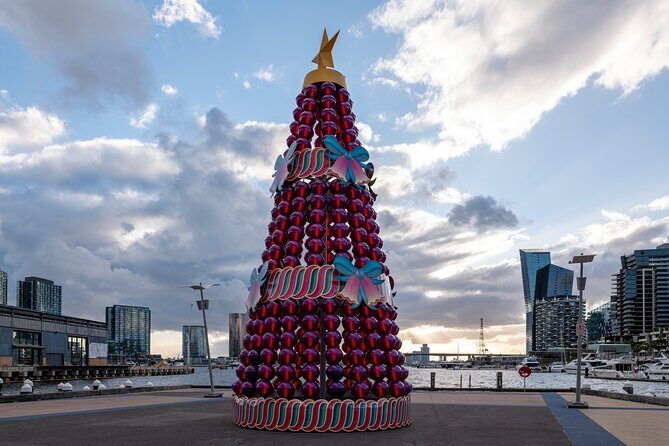 Private Christmas Walking Tour in Melbourne City Lights - An In-Depth Look at the Melbourne Christmas Lights Walking Tour