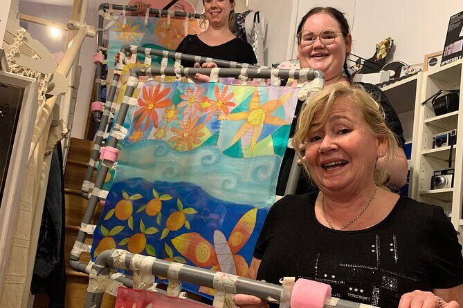 Private Class Paint your silk scarf with a Valencian artisan - A Closer Look at What You Can Expect