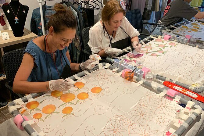 Private Class Paint your silk scarf with a Valencian artisan - FAQ