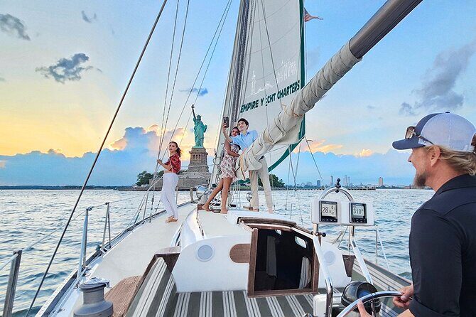 Private Classic Sailboat Tour in New York City - An In-Depth Look at the Experience