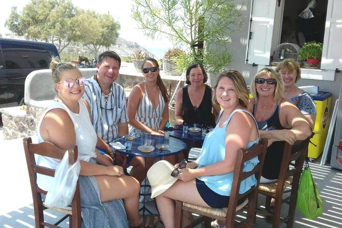 Private Classic Santorini Panorama: Visit the most popular destinations! - A Thorough Look at the Tour