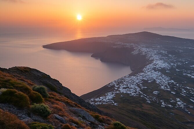 Private Coach & Minibus for Large Groups | Santorini Sunrise - What Does It All Cost — And Is It Worth It?