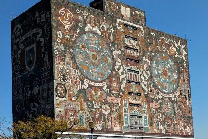 Private Combo 2 days: Teotihuacan+Basilica+Tlatelolco+Xochimilco+Frida+Coyoacan - Xochimilco’s Floating Gardens