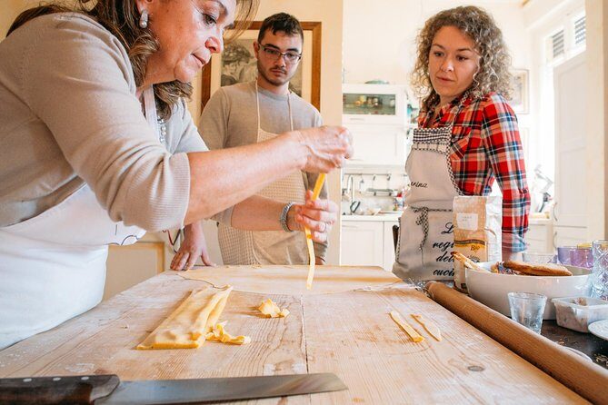 Private cooking class at a local's home with lunch or dinner in Parma - Why This Cooking Class Offers a Unique Journey into Parma Cuisine