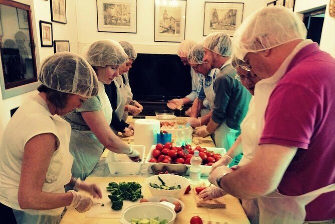 Private Cooking Class in Traditional Andalusian Housing - Key Points  