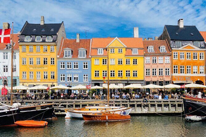 Private Copenhagen Boat cruise in Scandinavian mahogany boat - FAQ