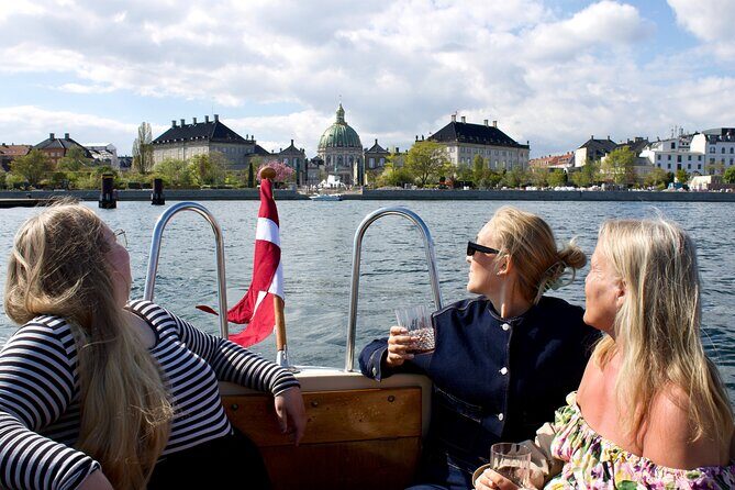 Private Copenhagen Boat Tour: Landmarks and Hidden Gems - Key Points