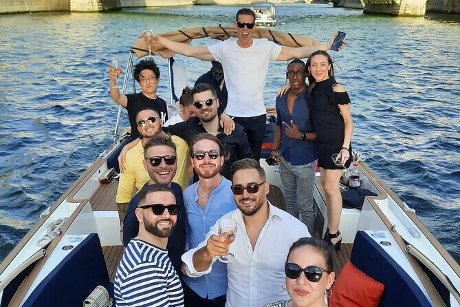 Private cruise in Paris - FAQ