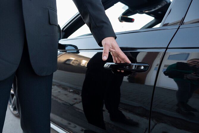 Private Cruise Port to Airport Transfer in Barcelona - Price and Overall Value  