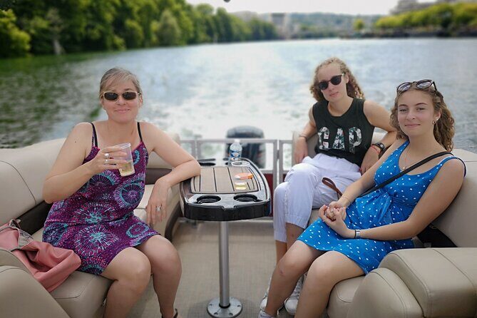 Private cruise with Paris water way - Authentic Traveler Insights from Reviews