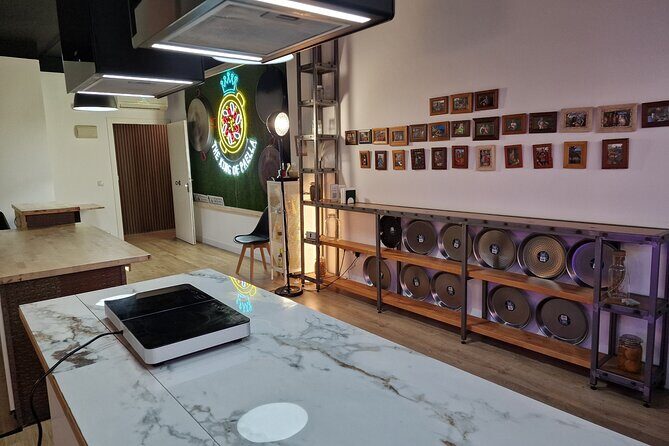 Private Culinary Lesson - Paella and Sangria with Wine Pairing - Key Points