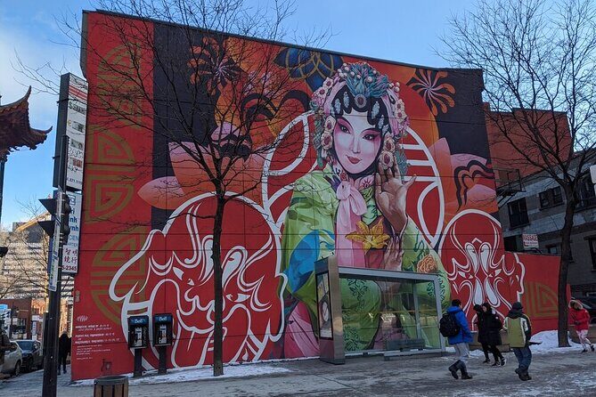 Private Custom Tour with a Local Guide Montreal - Exploring the Heart of Montreal