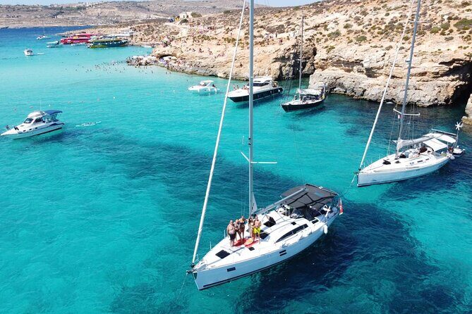 Private Day Charter on Amazing Mowgli - What Makes This Tour Stand Out