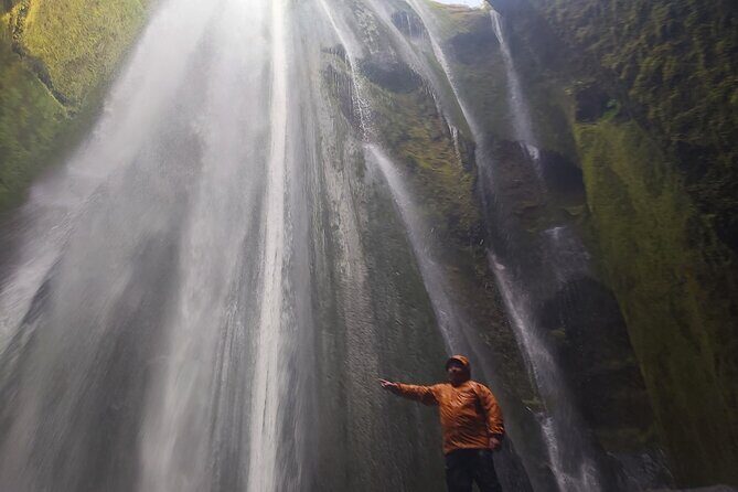 Private Day Tour: Explore Icelands South Coast & Glacier Hike - Exploring Iceland’s South Coast: An In-Depth Look