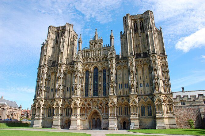 Private Day Tour from Bath to Glastonbury and Wells with Pickup - What to Expect from the Tour