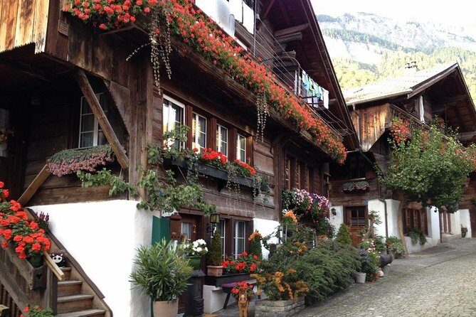 Private Day tour from Interlaken: Lake, Gorge & Waterfall - The Itinerary in Detail: What to Expect